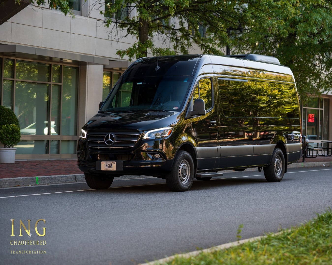 Washington DC Limo & Car Service | Chauffeured Transportation